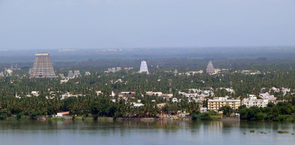 Srirangam temple - the largest functioning temple in the world